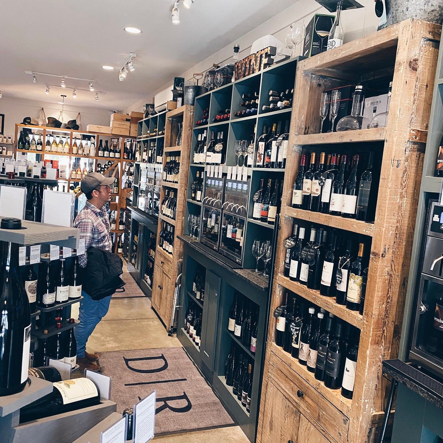 Deep Roots Roswell | Deep Roots Wine Market